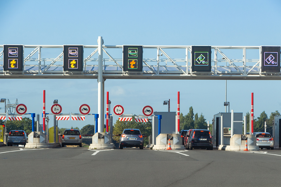 The Pros and Cons of Electronic Tolls - Michelin